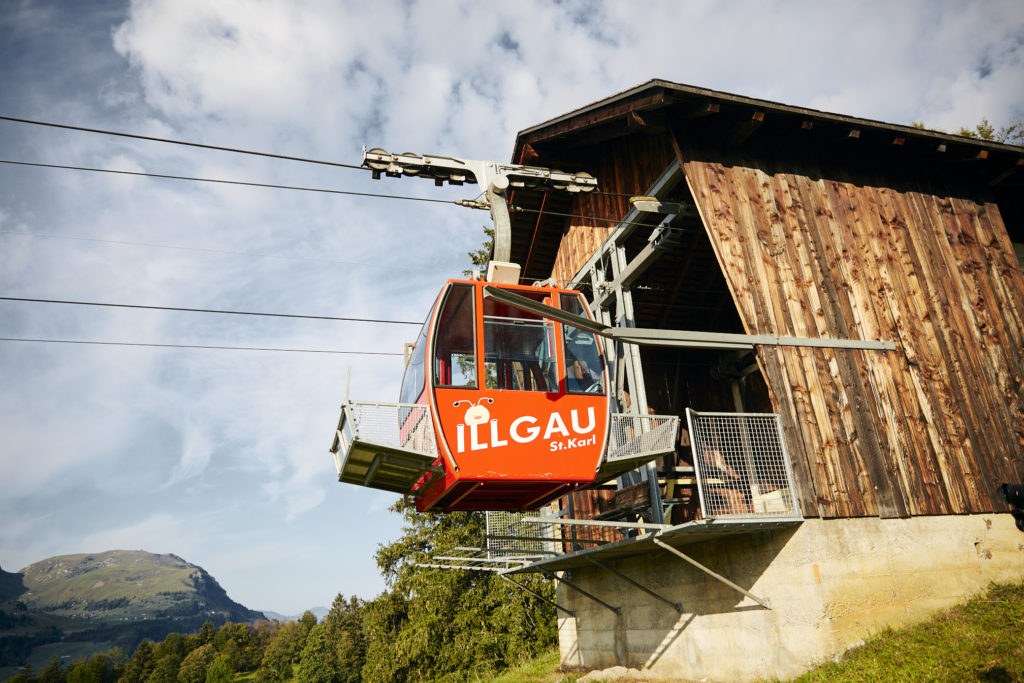Luftseilbahn Illgau-St.Karl_Sommer • Stoos