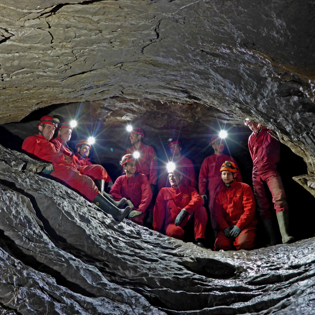 Public Hölloch short tour • Stoos